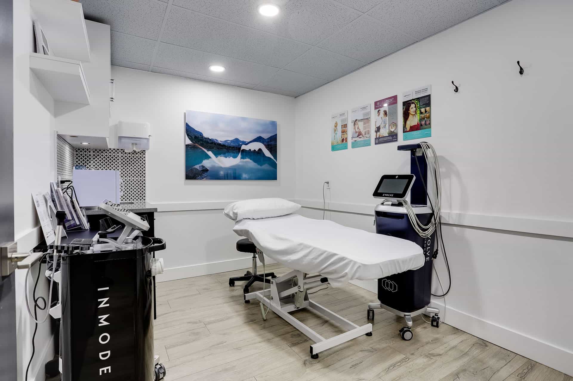 Premiere Coquitlam Health Clinic - Manhas Health Co. Health Clinic